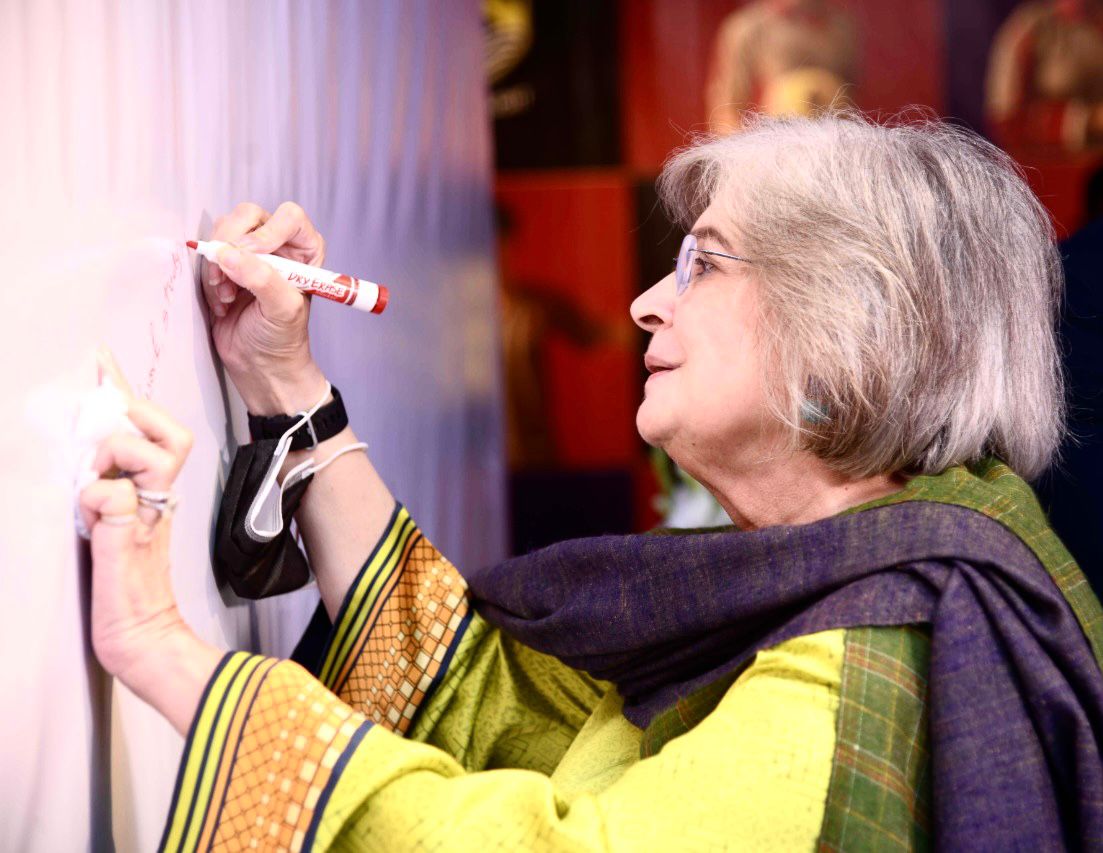 Honorable Chairperson Mrs. Nasreen Kasuri’s visit – BCP Multan Campus