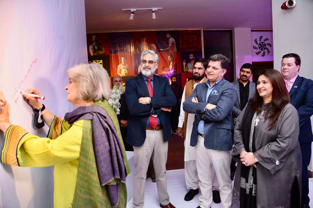 Honorable Chairperson Mrs. Nasreen Kasuri’s visit – BCP Multan Campus